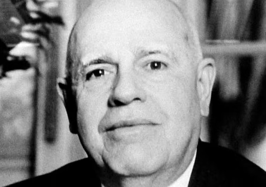 Morre o embaixador Marcos Azambuja