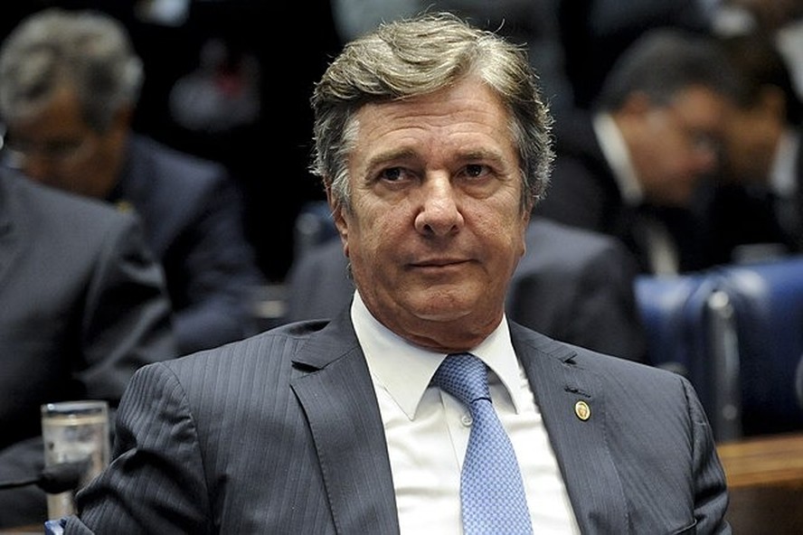 STF já tem quatro votos para manter a prisão de Fernando Collor ...