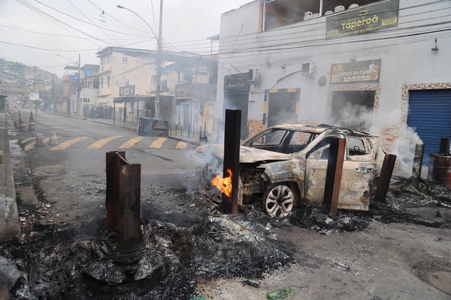 ‘Minha missão de vida’, diz delegado que teve perna amputada após ser ...