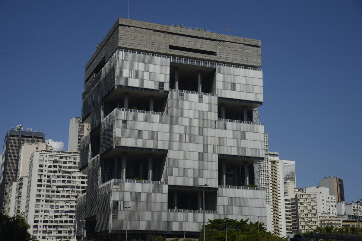 Obras do edifício-sede da Petrobras serão retomadas, afirma presidente ...