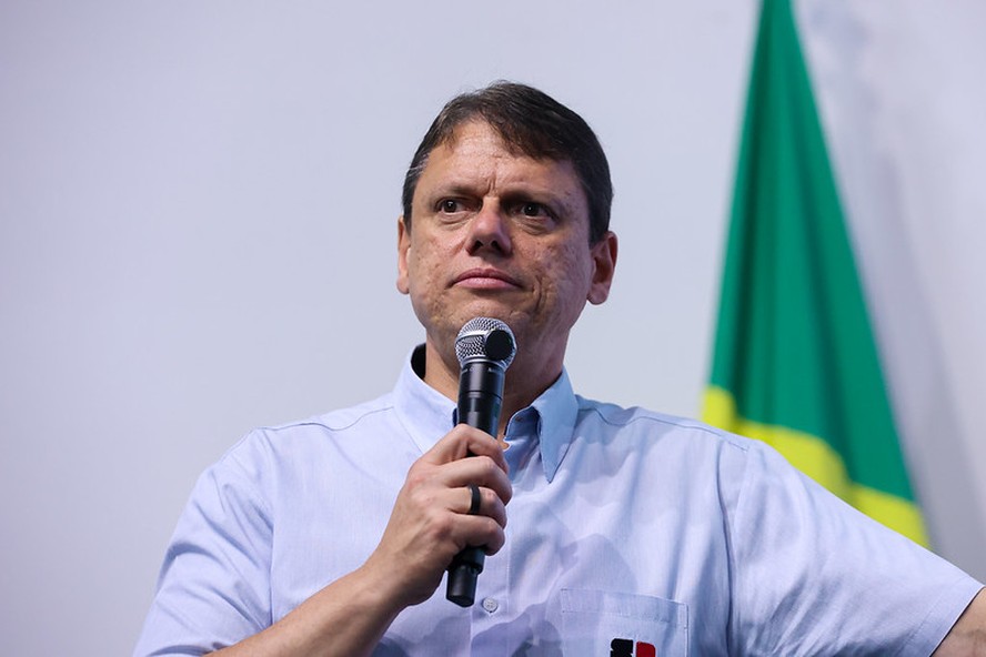 Após encontro com Bolsonaro, Tarcísio sela que disputa em São Paulo e ...