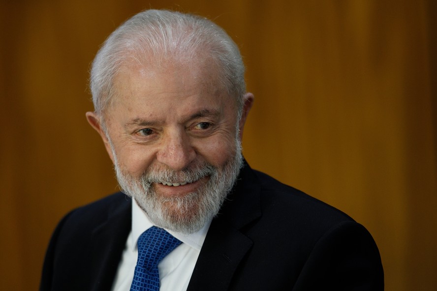 Lula comemora crescimento do PIB no segundo trimestre