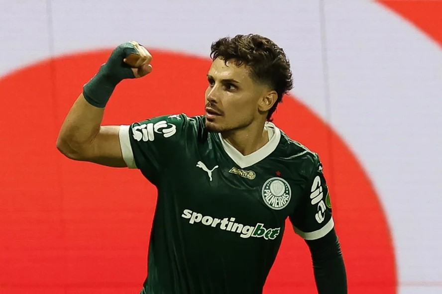 Palmeiras confirma empréstimo de Raphael Veiga ao América-MEX