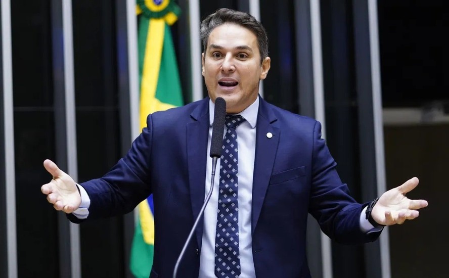 Após polêmica, Zucco nega churrasco com Bolsonaro e pede desculpas à ex ...