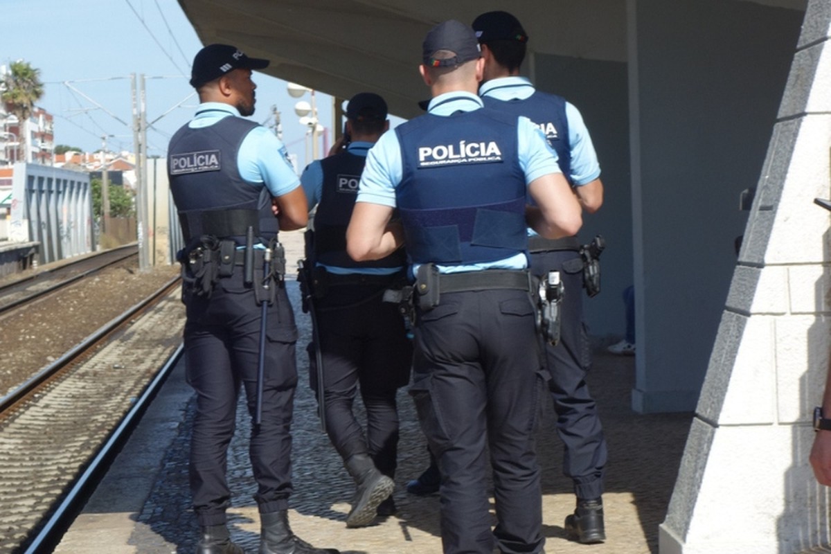 'Polícia para imigrantes' entra em vigor nesta quinta (21) em Portugal ...