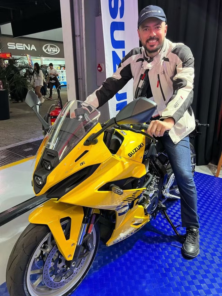 Polícia investiga as causas da morte de empresário encontrado no ...