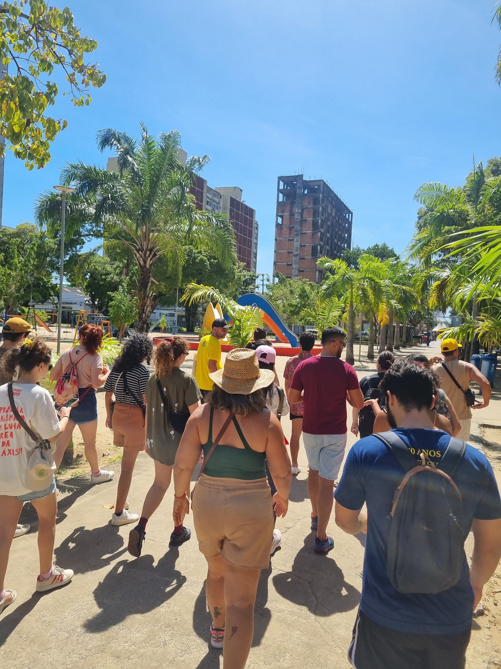 Fãs visitam centro do Recife para conhecer locações de 'O Agente ...