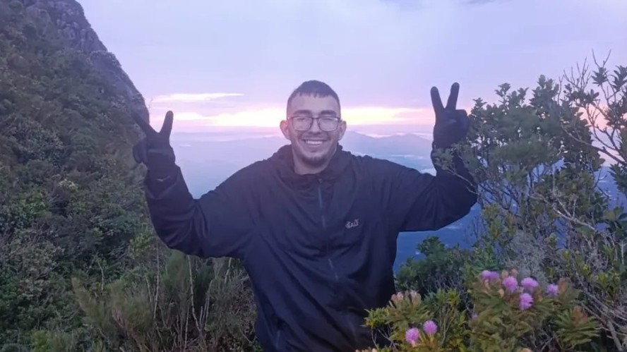 Jovem que se perdeu no Pico Paraná estrela campanha educativa dos Bombeiros
