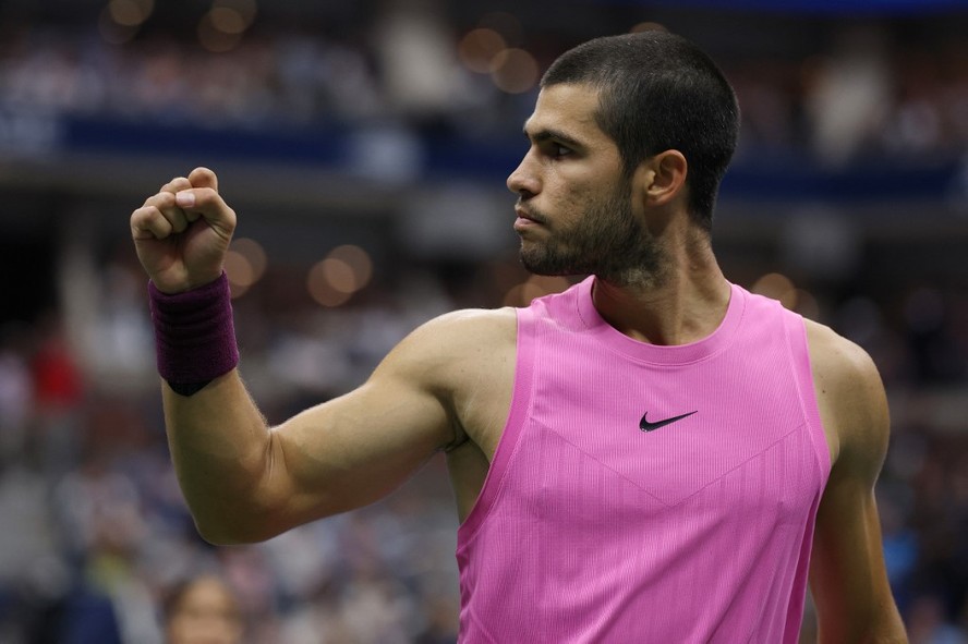 Alcaraz vence Sinner e é campeão do US Open