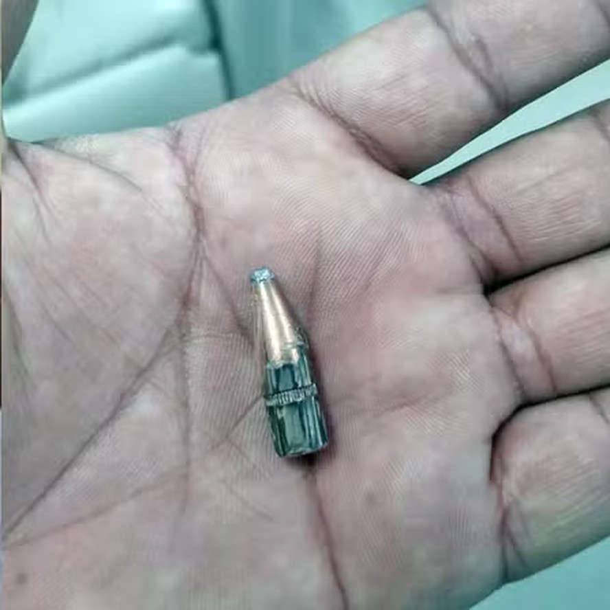 Aluno é atingido por bala perdida dentro de escola na Zona Oeste do Rio