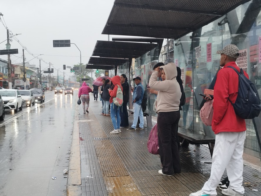 Greve de ônibus em São Paulo vai continuar nesta quarta-feira (10)?