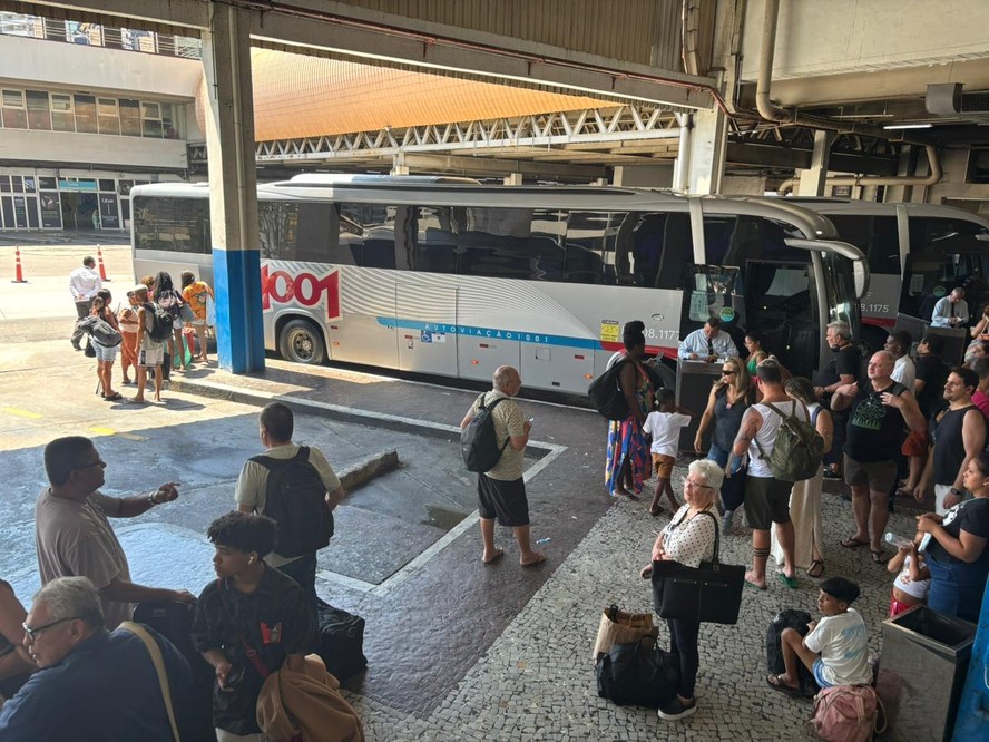 Rodoviária do Rio espera receber 300 mil pessoas até 31 de dezembro