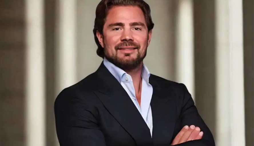 Polícia Federal apreende avião avaliado em R$ 200 milhões de dono do Banco Master