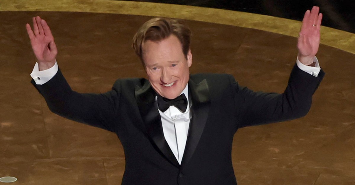 Conan O’Brien volta como apresentador do Oscar 2026; veja momentos da ...