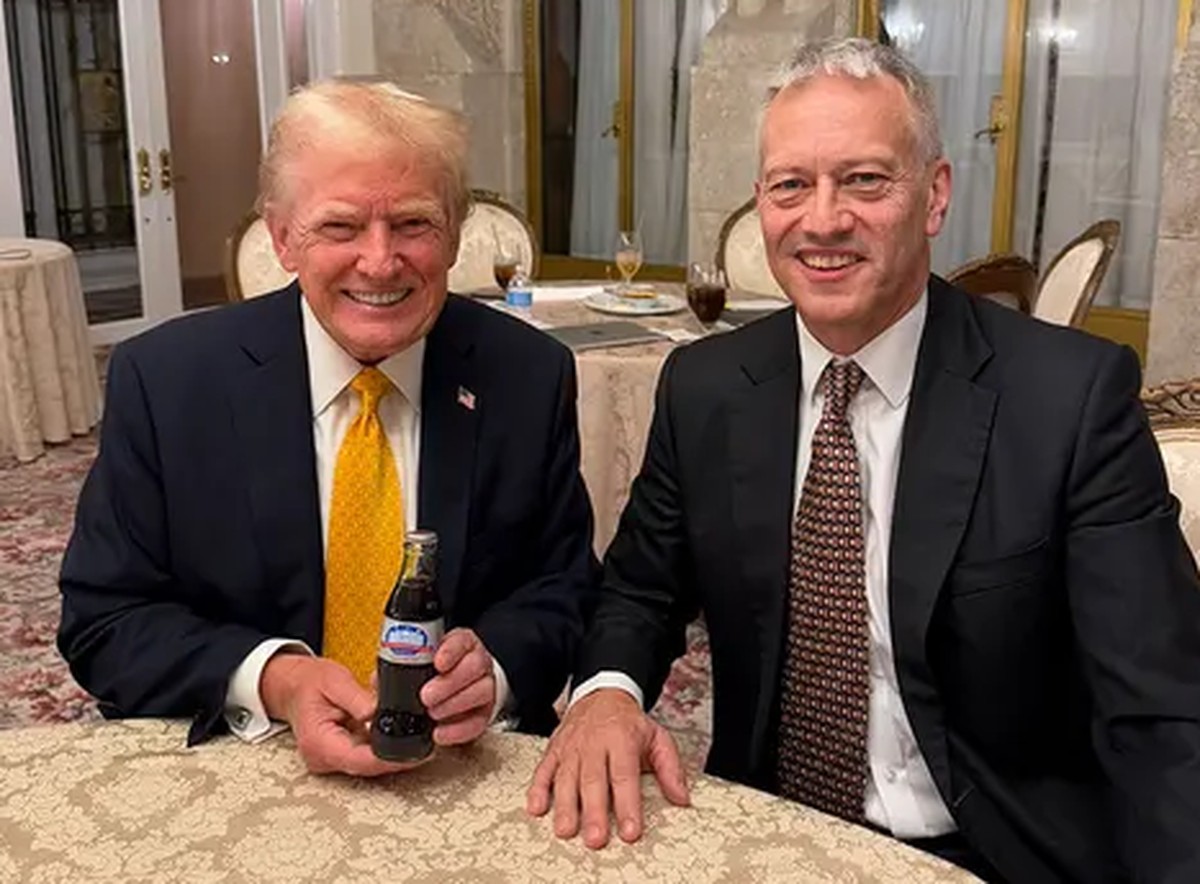 Donald Trump quer mudar fórmula da Coca-Cola; entenda