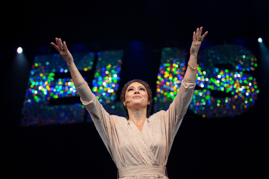 ‘Elis, A Musical’ retorna aos palcos de São Paulo para curta temporada ...