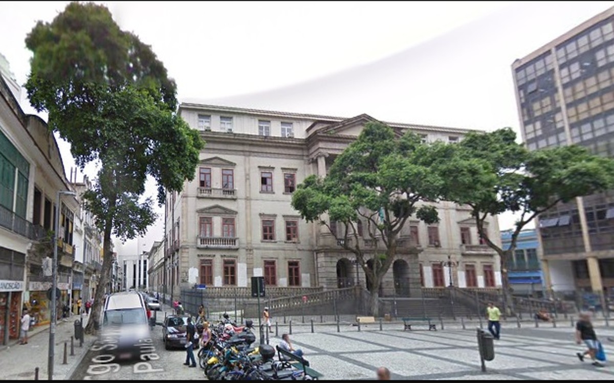 ‘Viramos síndicos’, diz diretora do Instituto de História da UFRJ