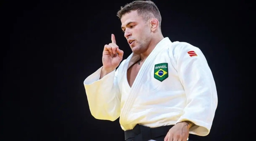 William Lima vai à final no Judô e garante medalha para o Brasil | Esporte | cbn