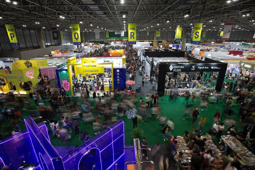 Bienal do Livro 2025: veja dicas de mesas imperdíveis para acompanhar no evento