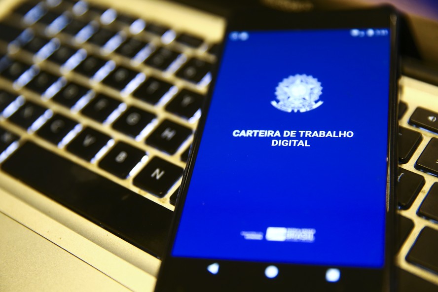 Consignado para CLT: aplicativo segue com instabilidade; mais de 40 ...