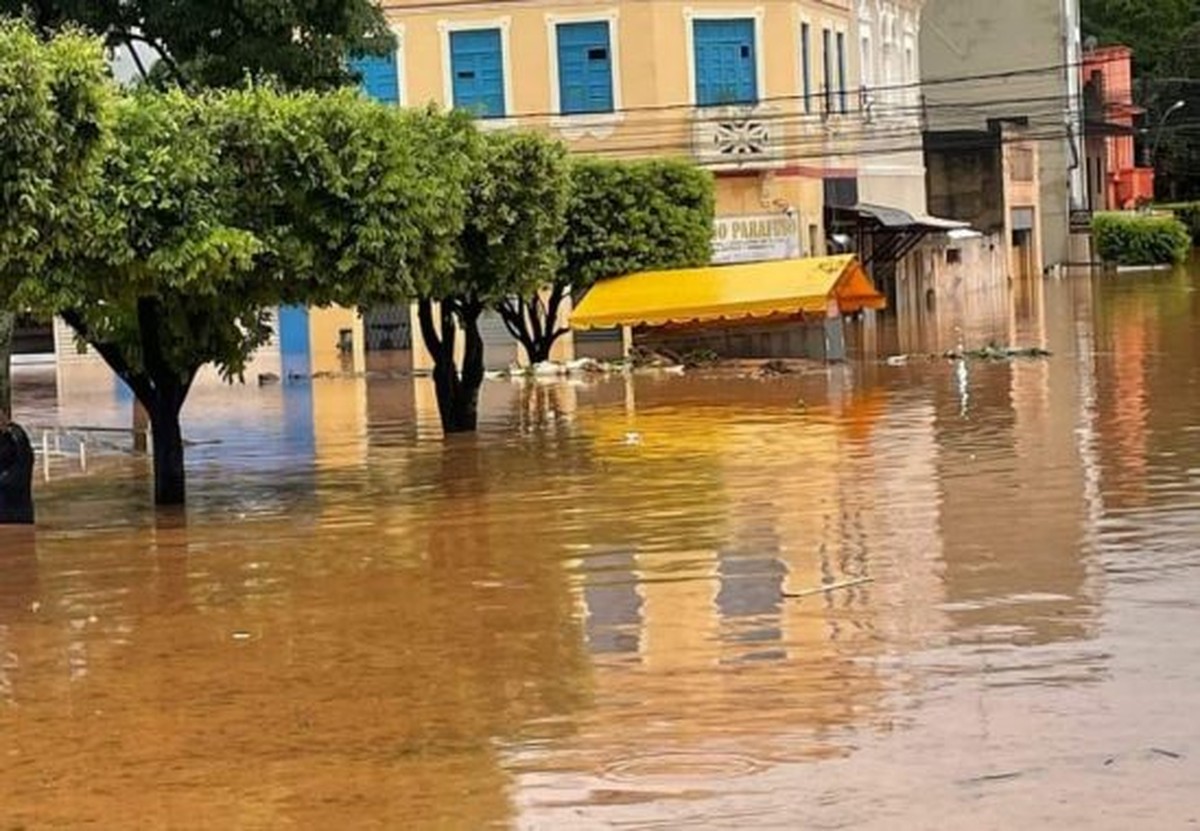 Chuvas no Rio: sete cidades permanecem sob risco alto e uma sob risco ...
