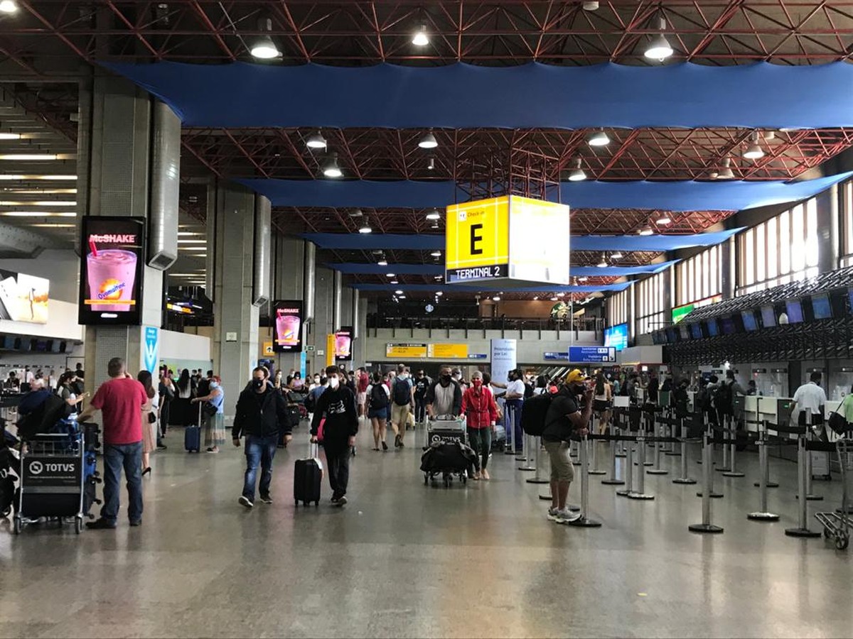 Seis voos da Qatar Airways são cancelados em Guarulhos; Emirates retoma ...