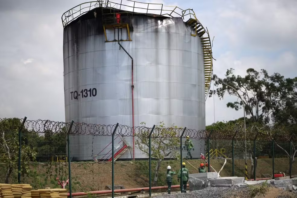 Explosão na base da Vibra em Volta Redonda mata 2 e leva à interdição ...