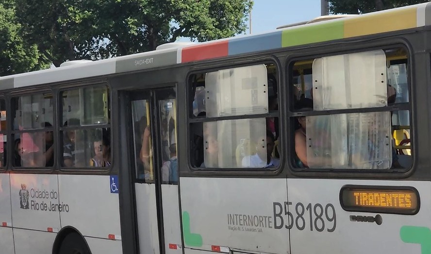 Prefeitura anuncia fases da nova licitação para operar linhas de ônibus ...