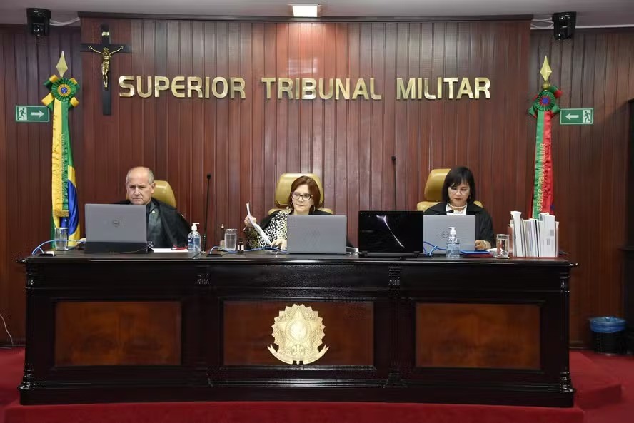 Superior Tribunal Militar chama tarifaço de Trump de intromissão ...