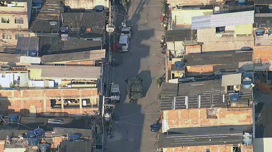 Operação mira lavagem de dinheiro de facção criminosa no Complexo da Maré