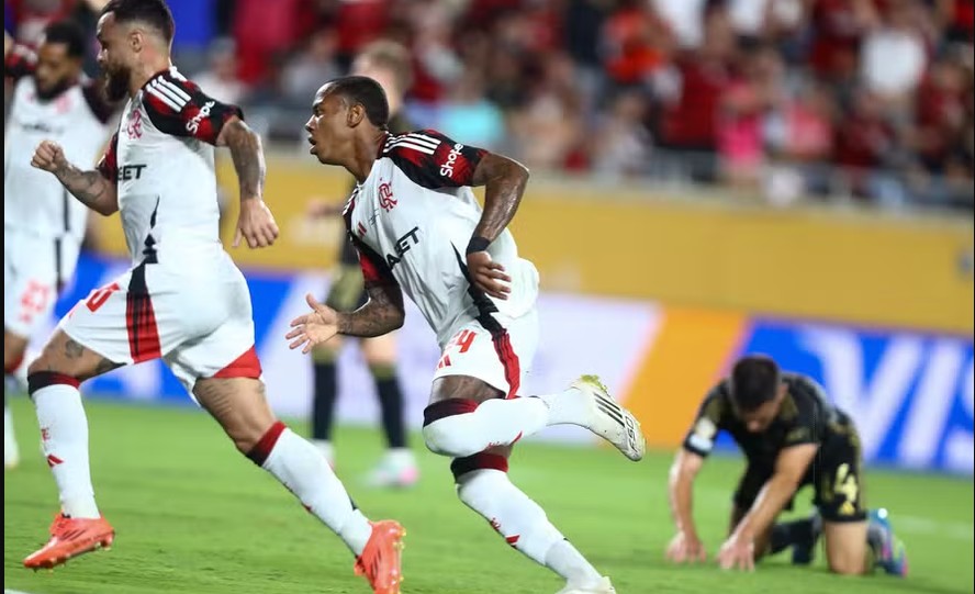 Flamengo usa equipe mista e só empata com o Los Angeles FC