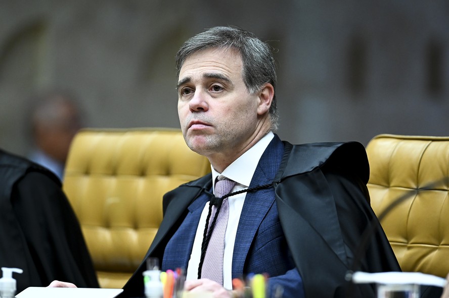 André Mendonça abre divergência no julgamento do Marco Civil da Internet