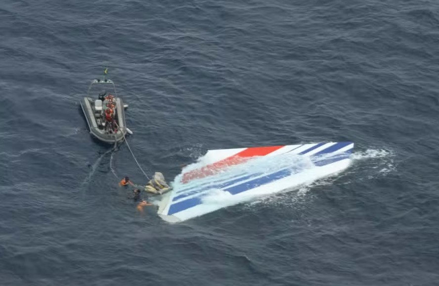 Justiça da França retoma caso do voo AF447 da Air France, 16 anos após ...