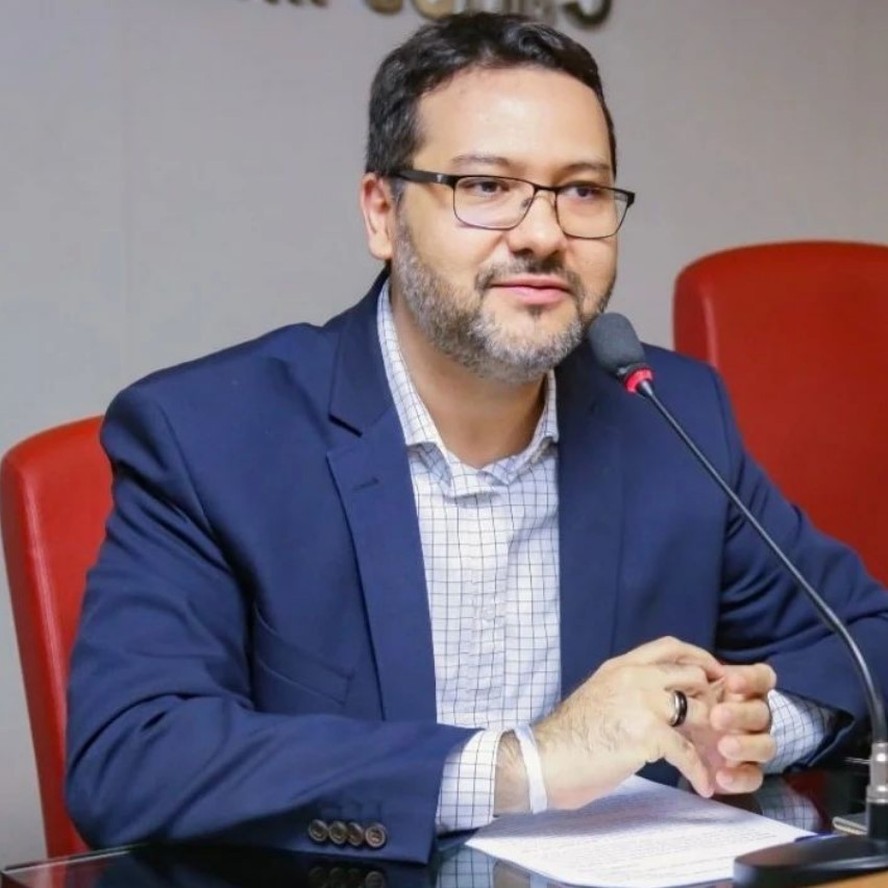 Cerca de 300 membros da OAB-RJ renunciam após exoneração de presidente ...