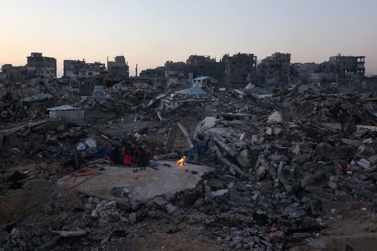 Israel interrompe cessar-fogo e lança série de ataques contra a Faixa ...